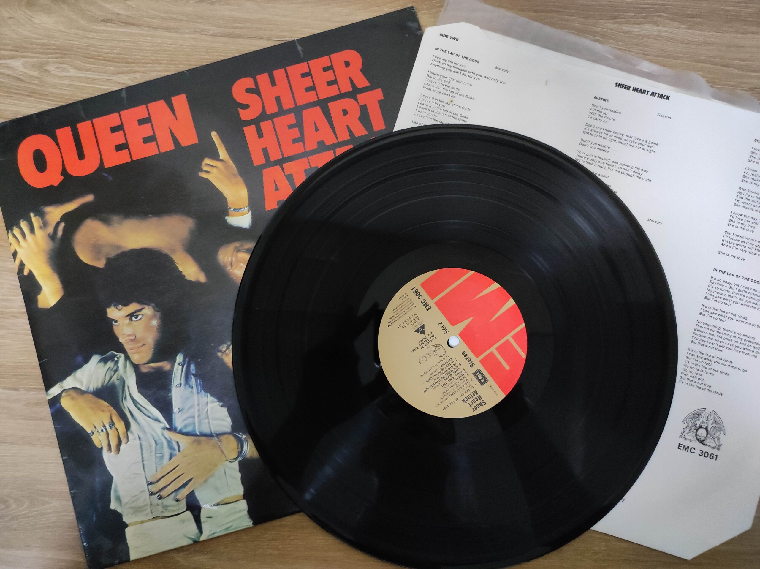 Queen – Sheer Heart Attack - Vinyl.ge - მუსიკალური ვინილები (ფირფიტები)